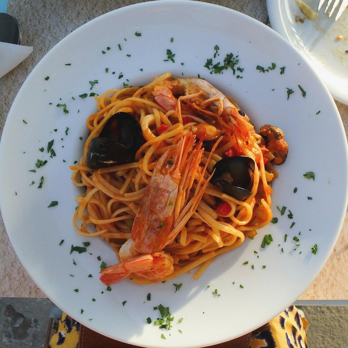 Greece Part IV: A Quick Travel Guide To Milos Island | Wanderhoney.com